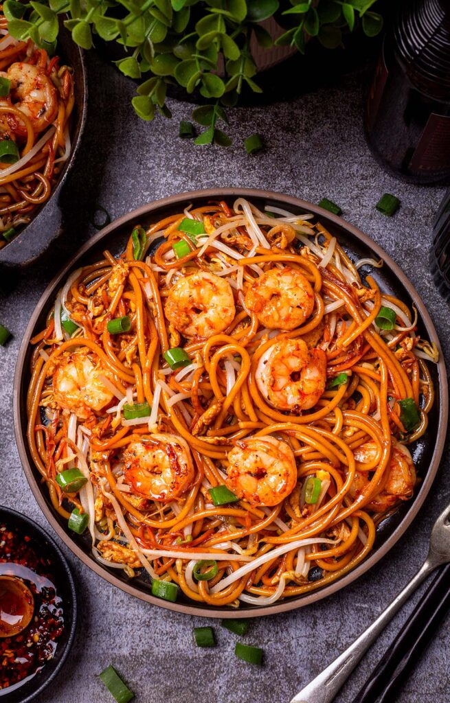 Shrimp Chow Mein - Pan Fried Noodles - Cooking With Lei