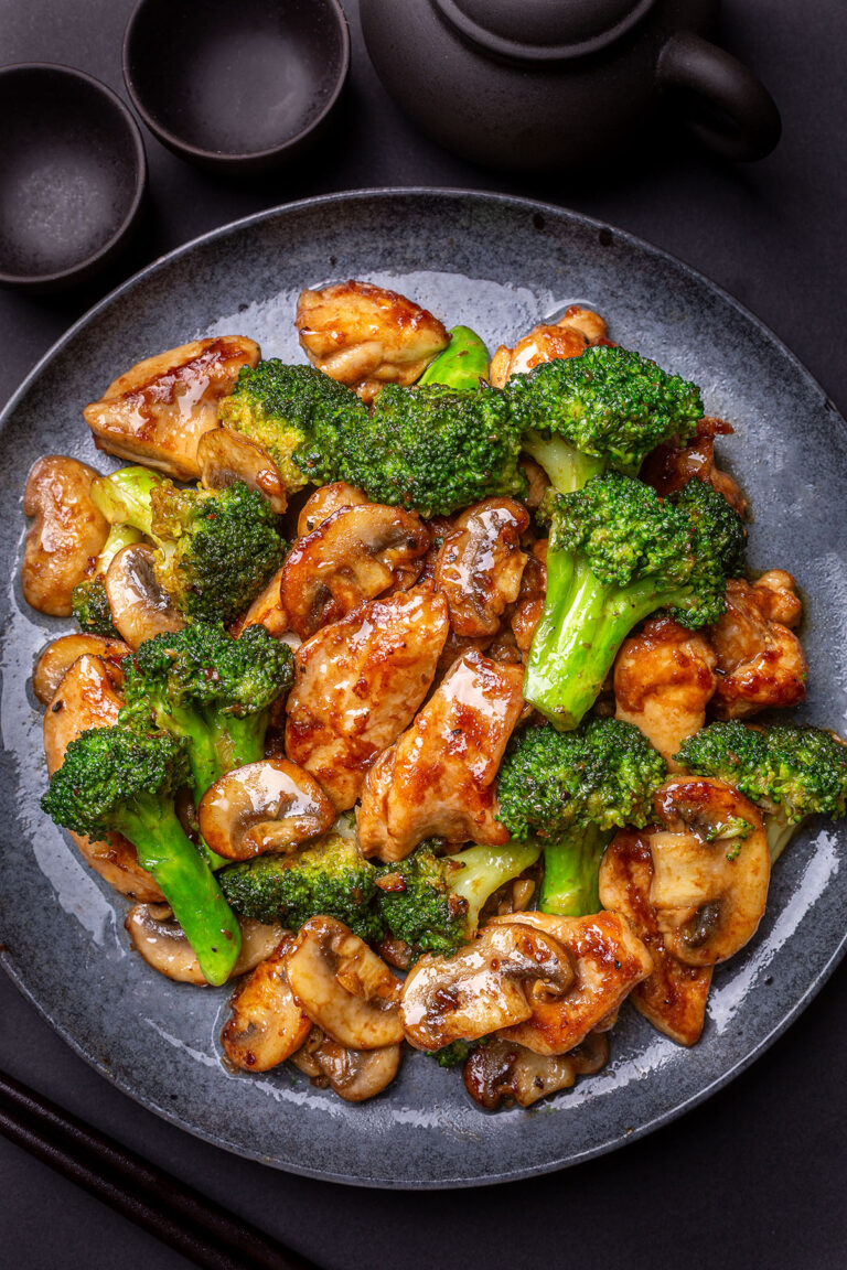 Chinese Chicken and Broccoli Stir Fry - Cooking With Lei