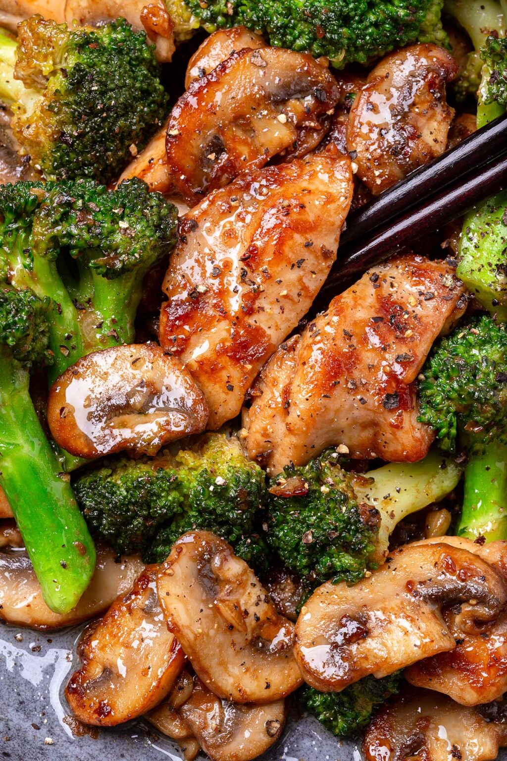 Chinese Chicken and Broccoli Stir Fry - Cooking With Lei